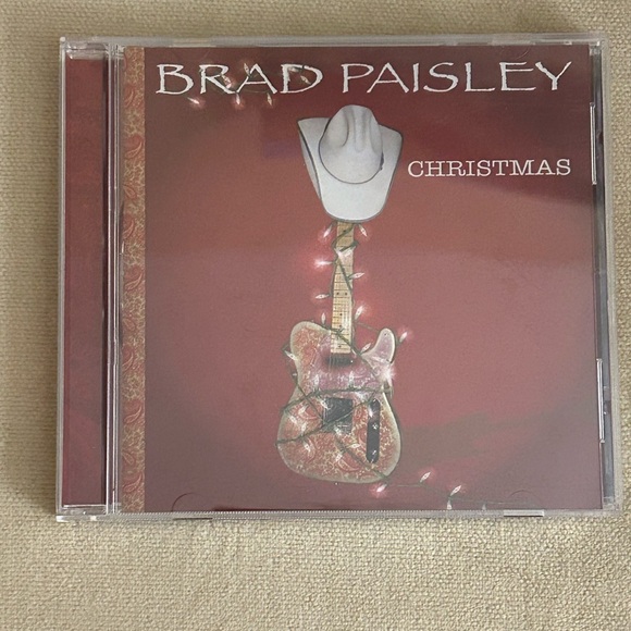 Brad Paisley | Other | Brad Paisley Christmas Music Cd With Festive ...